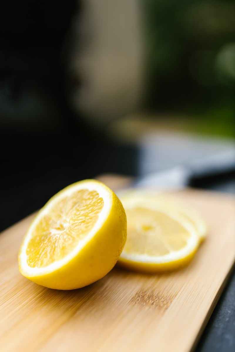 The Particular Sadness of Lemon Cake by Aimee Bender – Torri Reads Books